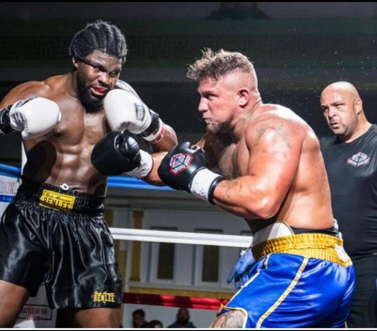Bordon bareknuckle fighter Darren Hendry returns to action with ...