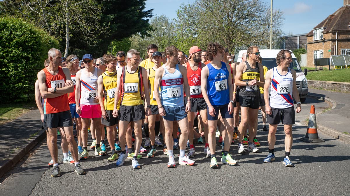 Preparations on track for popular race in Hampshire countryside ...